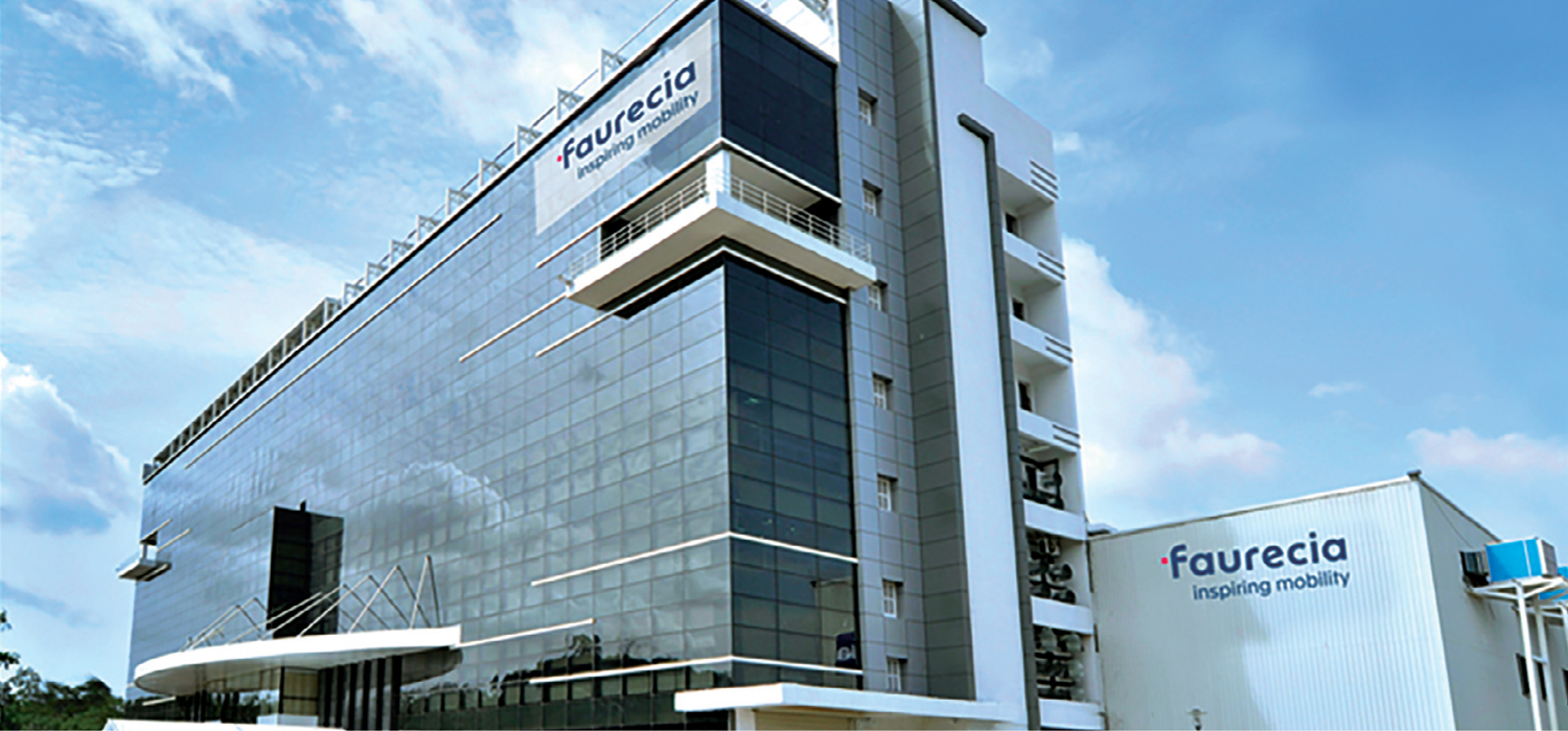 Faurecia reacts to CRV: organises credit and reopens in China ...